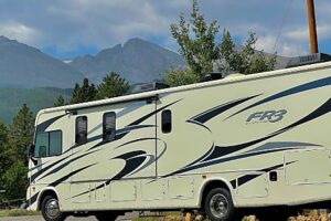 Home - Adventure West RV